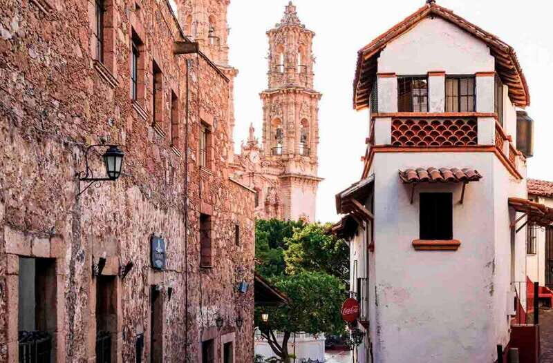 Taxco tour from Mexico City: & Xochicalco Pyramids - Key Points