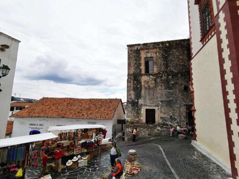 Taxco tour from Mexico City: & Xochicalco Pyramids - The Charm of Taxco: Silver and Streets