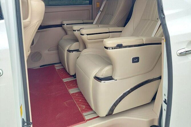 Taxi from Phnom Penh to Battambang with English speaking driver - The Vehicle and Comfort Level