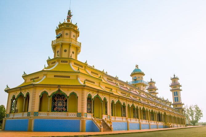 Tay Ninhs Caodaism and the Cu Chi Tunnels - The Value of the Experience