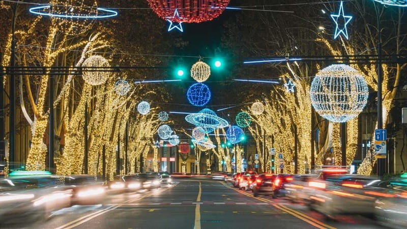 Tbilisi: Christmas Market & Lights Guided Walking Tour - The Itinerary in Detail