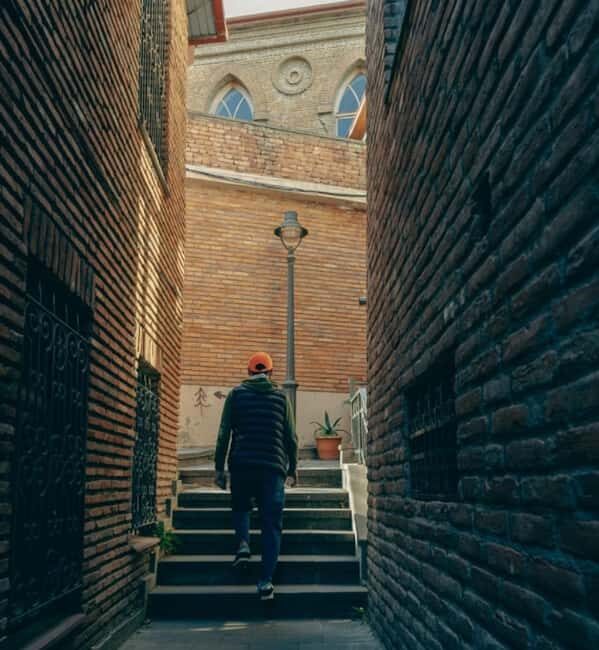 Tbilisi: Every Corner by Cab and On Foot with a Local - Exploring the Old Town’s Charm