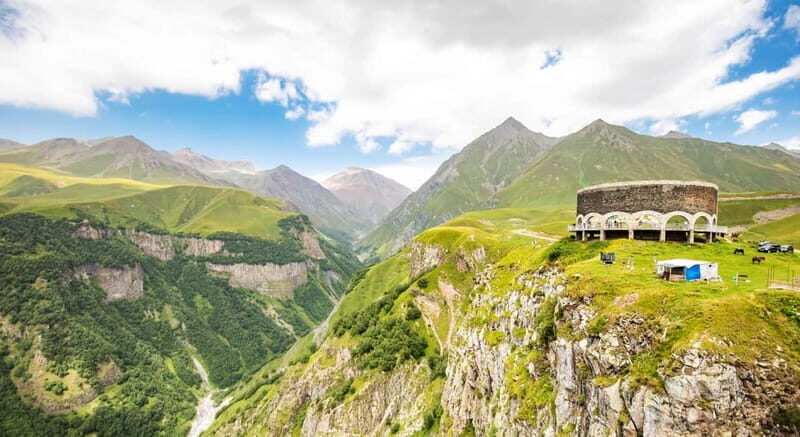 Tbilisi: Kazbegi Full-Day Group Tour - Tasting Mountain Honey and Visiting the Friendship Memorial