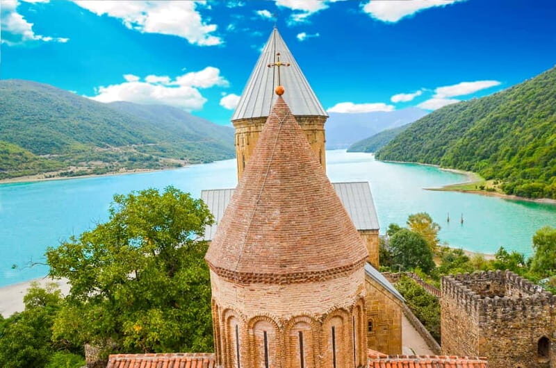 Tbilisi: Kazbegi & Highlights of Caucasus Mountains Day Trip - What Makes This Tour Stand Out?