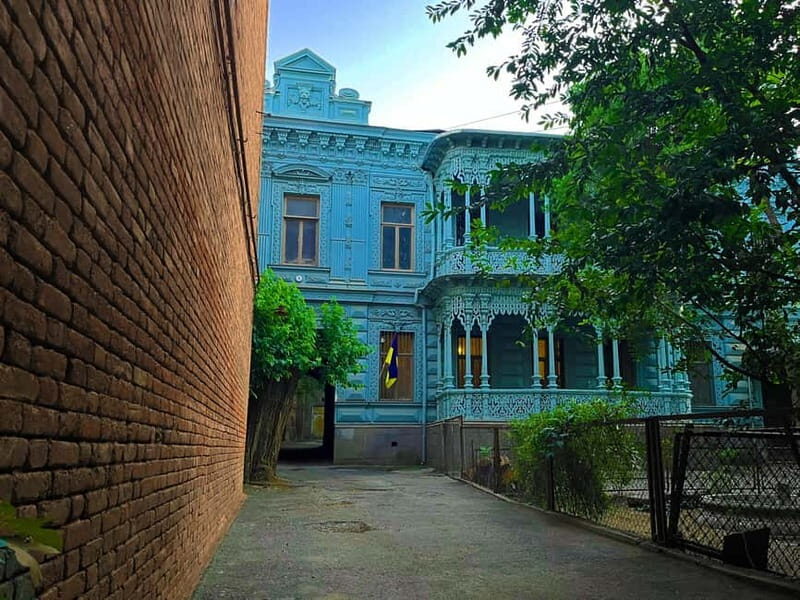 Tbilisi: Legends and Tales Walking Tour with Coffee & Sweets - Liberty Square: The Heart of the Nation’s Identity
