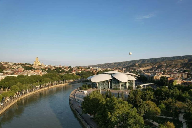 Tbilisi: Old&New City Guided Tour w/ 13 Tastings & Cable car - Practical Details and Considerations