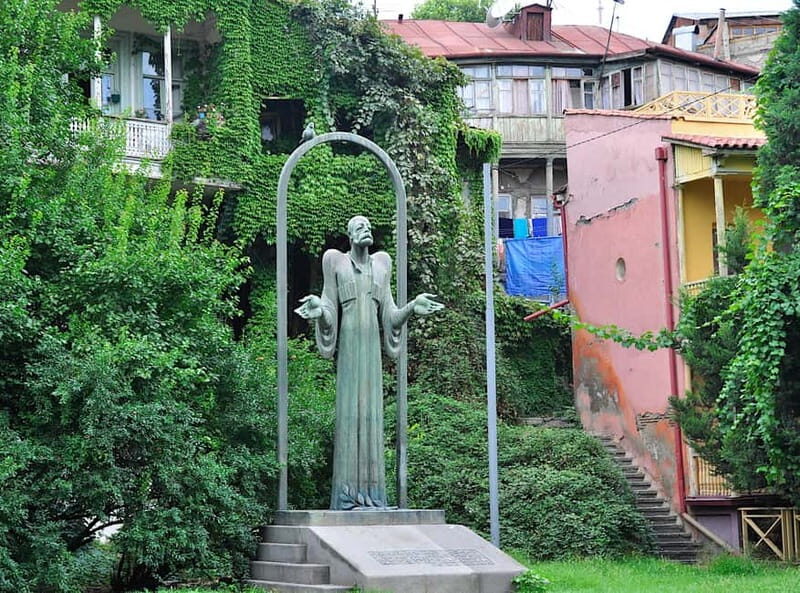 Tbilisi: Old&New City Guided Tour w/ 13 Tastings & Cable car - The Sum Up