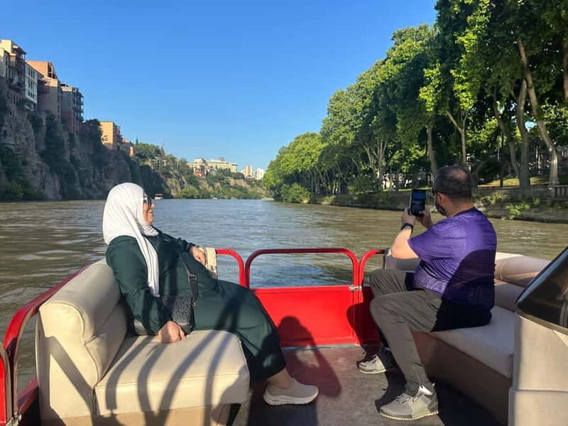 TBILISI: Private, exclusive Boat Ride & with Welcome Drink - Key Points