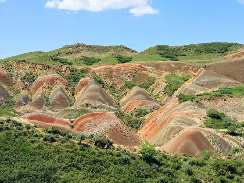 Tbilisi: Real Adventure  Gareja & Rainbow Desert 4x4 + Hike - A Closer Look at the Experience