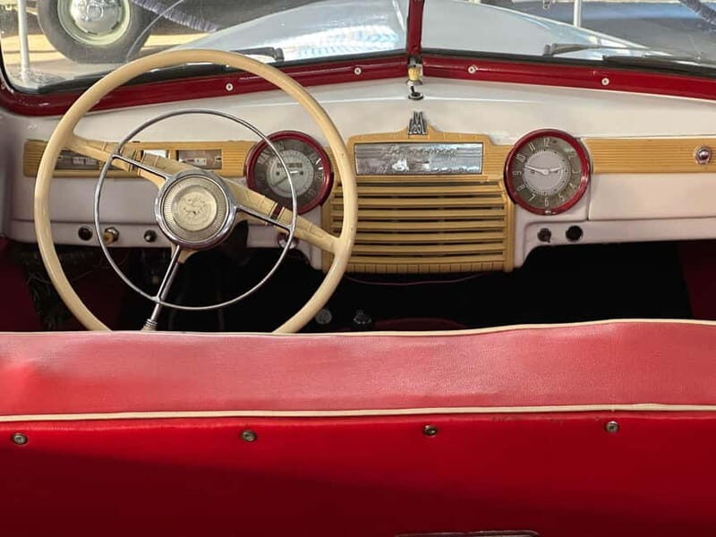 Tbilisi: Soviet Secrets on Wheels, Vintage Museum Car Tour - A Deeper Look into the Vintage Soviet Car Tour