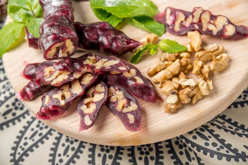 Tbilisi: Street Food & Sightseeing Tour with Local Markets - How Do the Tastings and Experiences Add Value?