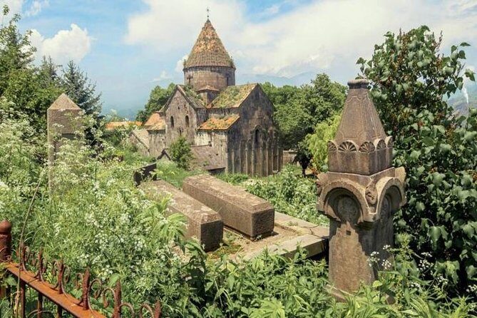 Tbilisi transfer with stops in Haghpat, Sanahin to or from Yerevan - Practical Aspects: What’s Included and What to Expect
