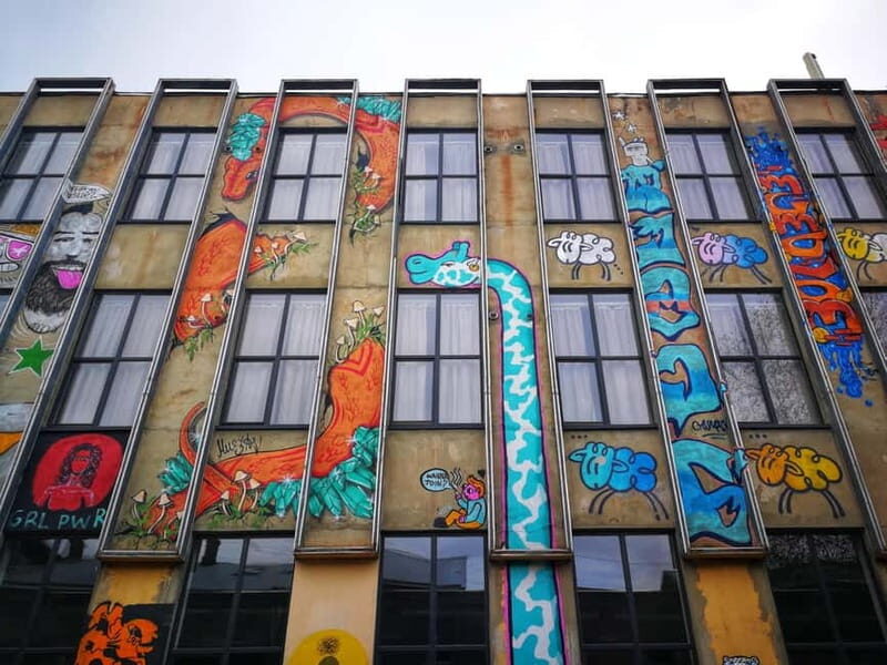 Tbilisi: Vintage Stores and Cafes Walking Tour with Coffee - Key Points