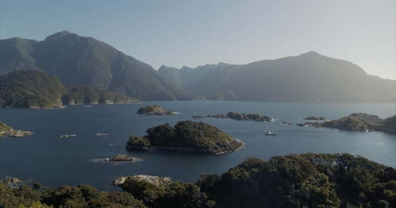 Te Anau: Doubtful & Dusky Sound Helicopter Flight - Key Points