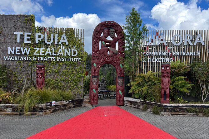 TE PUIA Geothermal, Polynesian Spa & Blue Springs Day Tour Ex AKL - Key Points