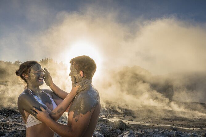 Te Puia & Hells Gate incl. Mud Spa Experience Private Tour - A Well-Rounded Introduction to Rotorua’s Geothermal Marvels