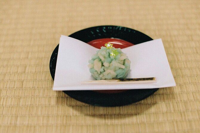 Tea ceremony by the tea master in Kyoto SHIUN AN - The Review Highlights: Authenticity and Education