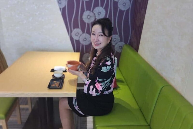 Tea ceremony experience in Japanese-style room 60min - Who Should Book This Tour?