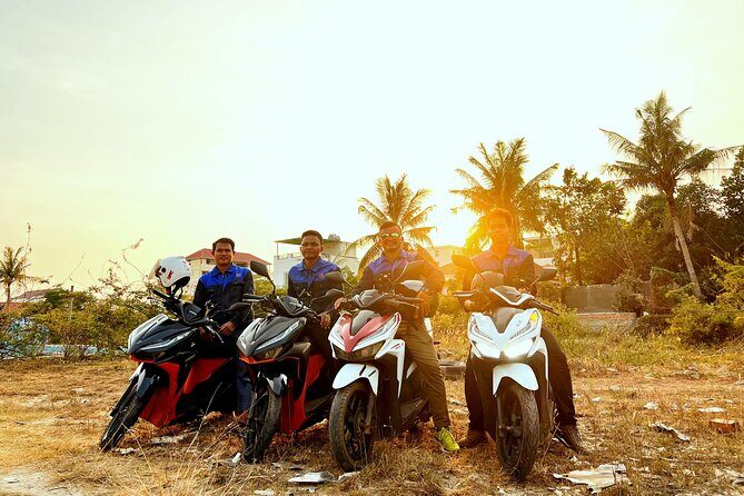 Teach English and discover Cambodia beautiful floating village - Key Points