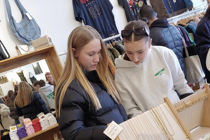 Teen + Young Adult Second-Hand Shopping Day in New York City - Key Points