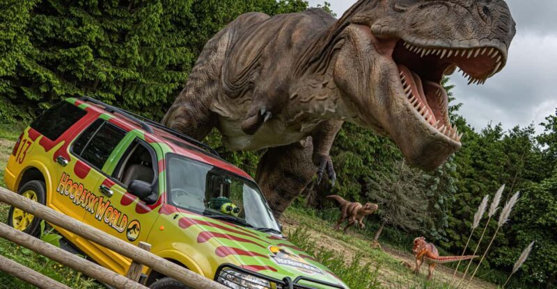 TELFORD: Hoo Zoo and Dinosaur World Entry Ticket - Key Points