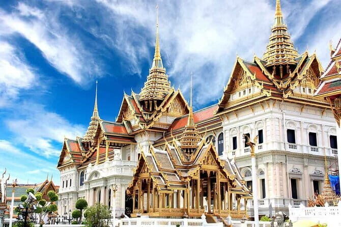 Temple Golden Buddha Bangkok Tour by Tuk Tuk - FAQs