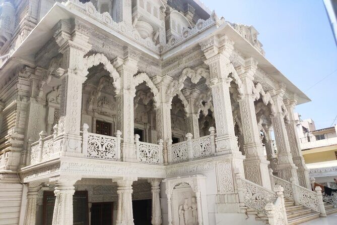 Temple run thro Hindu/Christian/Islam/Budhism/Sikh/Jain Religions - Transportation and Timing: Making It Comfortable and Manageable