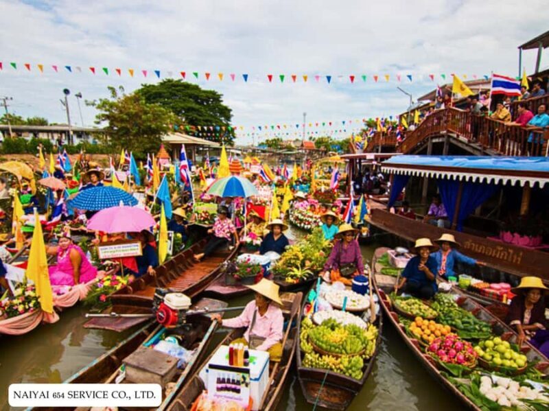 Temple Visits in Ayutthaya and a Walk Through History. - A Well-Balanced, Practical Approach to Ayutthaya