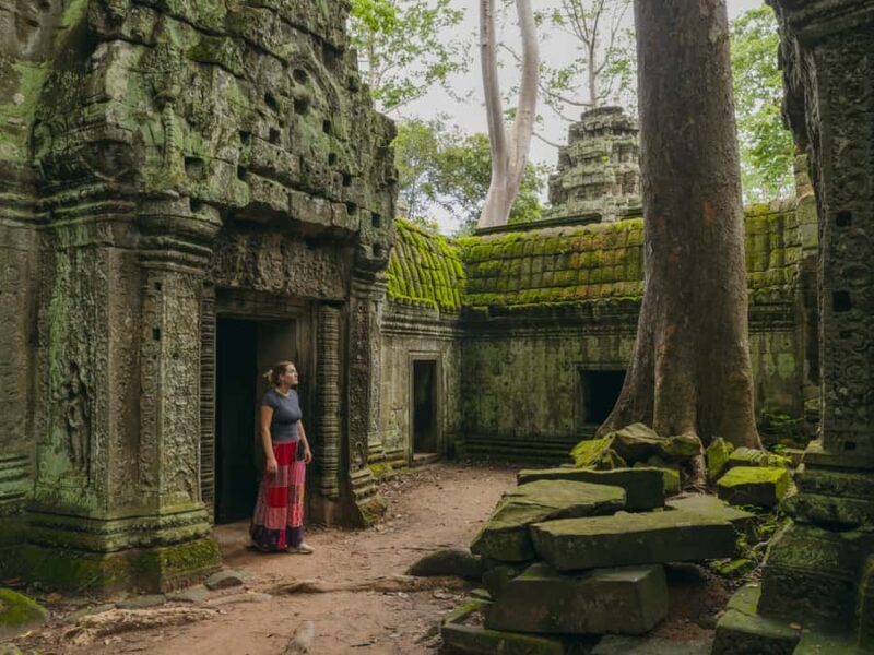Temples and Local Life: From Sunrise to Angkor Thom - Key Points