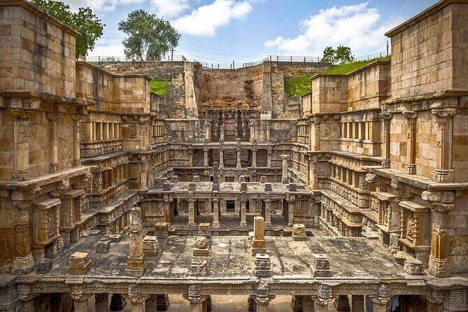 Temples & Wildlife Tour of Gujarat - FAQ