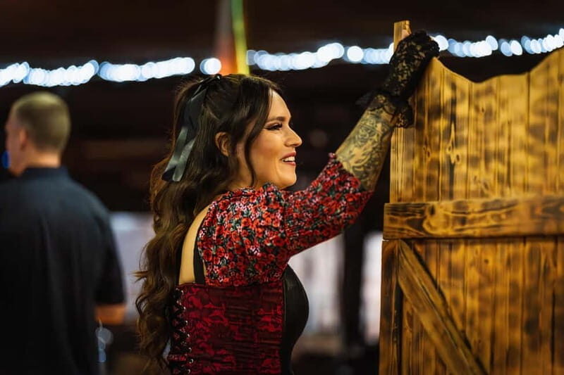 Tenerife : Musical show "the wild south" with dinner and transfer - A lively night out in Tenerife: The Wild South musical show with dinner and transfer