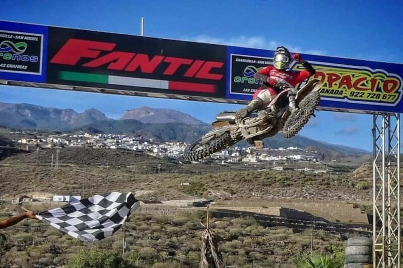 Tenerife: Ride through the mountains and on dirt tracks with an Enduro motorcycle. - The Experience in Detail