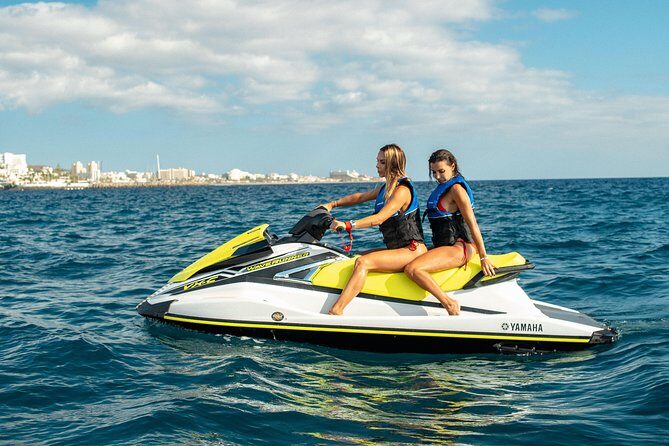 Tenerife Water Sports Package with 40 Min. Jet Ski and Parascending for 2 People - FAQs