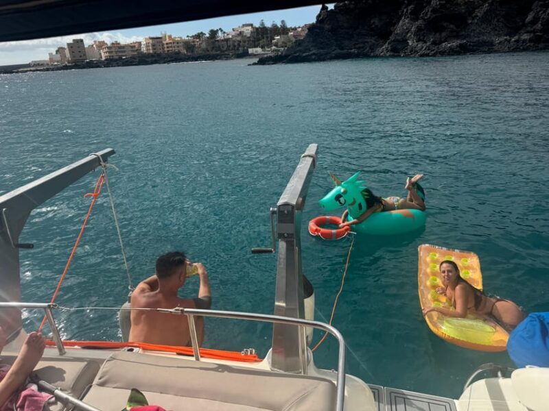 Tenerife Yacht charter Yacht Octavo Pecado - Frequently Asked Questions
