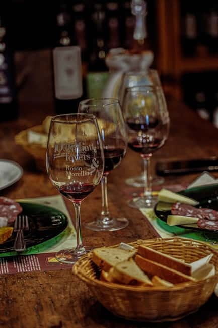 Tenuta San Vito: Organic Wine Tasting with Tuscan Cold Cuts - Authenticity and Guest Feedback