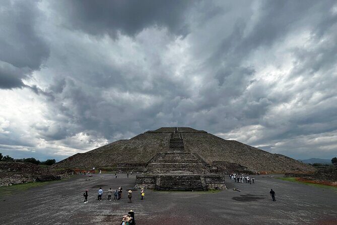 Teotihuacan magical private tour, with pulque tasting - Key Points