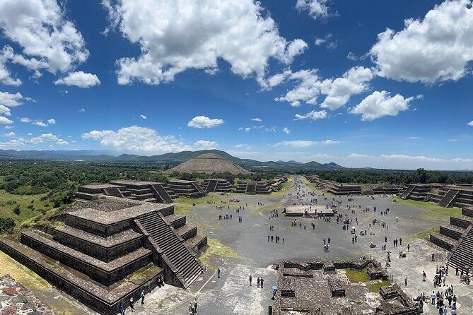 Teotihuacan Pyramids and Cueva Experience from Mexico - An In-Depth Review of the Tour Experience