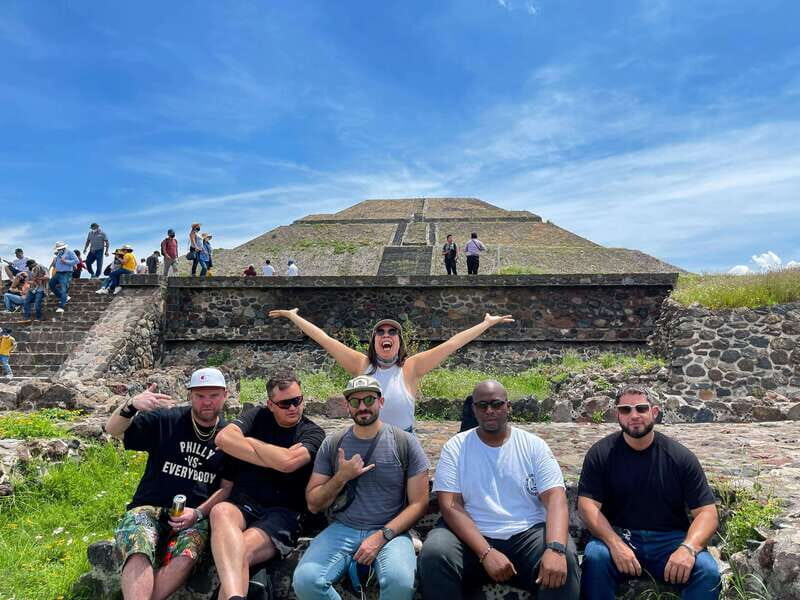 Teotihuacan Pyramids & lunch at my Grandma's house - FAQ