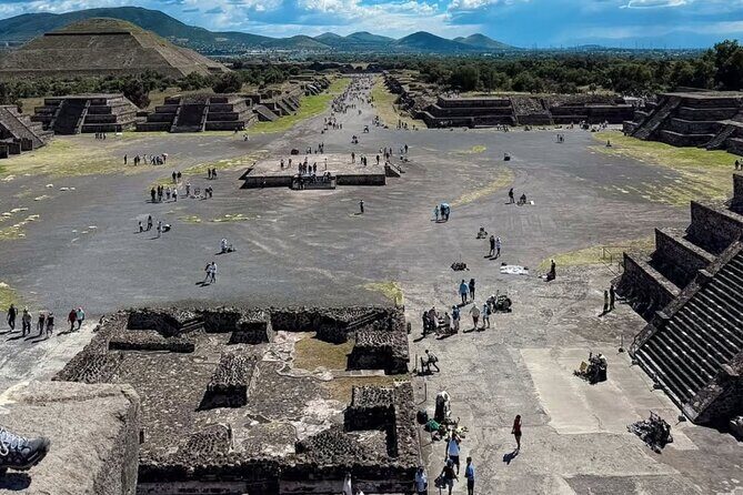 Teotihuacan Pyramids Private Guided Trip Meet at the Site - Real Insights from Tour Participants