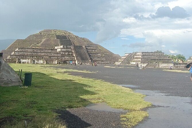 Teotihuacan Pyramids without Shops and Stops - Who Would Enjoy This Tour?