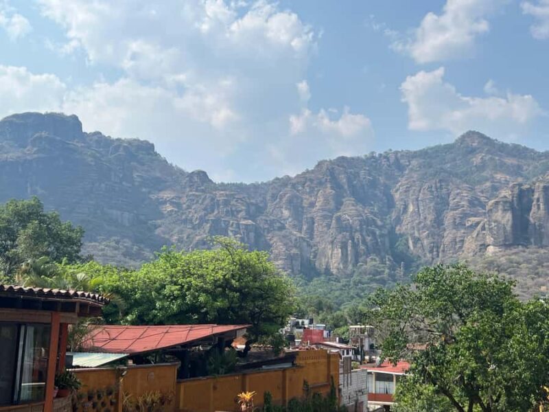 Tepoztlán: Private Tour with Local Guide (pick-up service) - Key Points