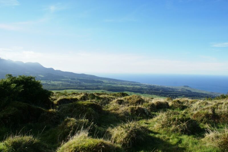 Terceira Island: 4x4 Land Rover Tour with Traditional Lunch - The Experience Breakdown