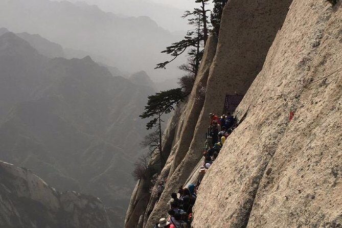 TerraCotta Warriors and Hua Shan Mountain 2-Day Private Tours - What Travelers Say