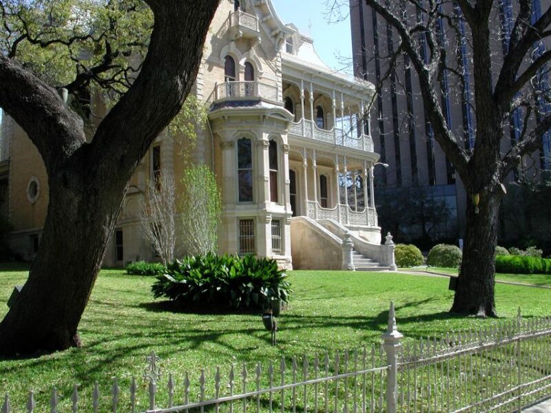 Texas: Austin and Hill Country Panoramic Tour with Stops - An Engaging Introduction to Austin and the Hill Country