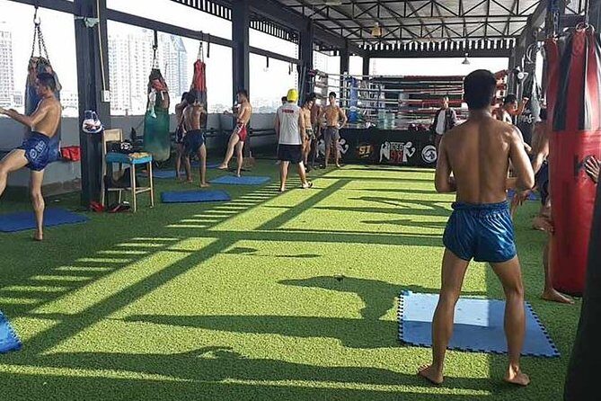 Thai Boxing Lesson, family and Kids Friendly - What This Tour Offers