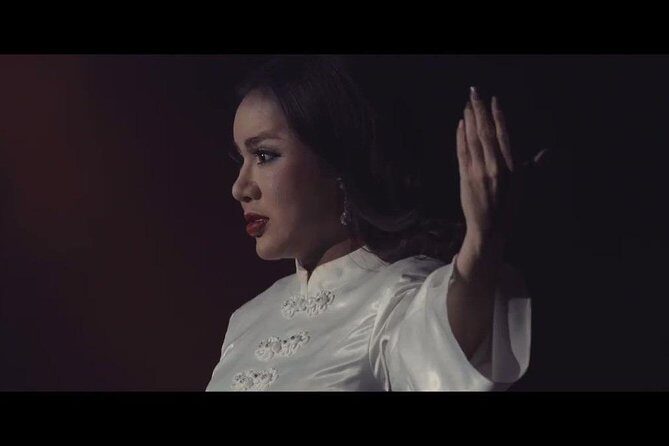 Thai Classical Dance with Thai Set Dinner & Calypso Cabaret Show - Key Points