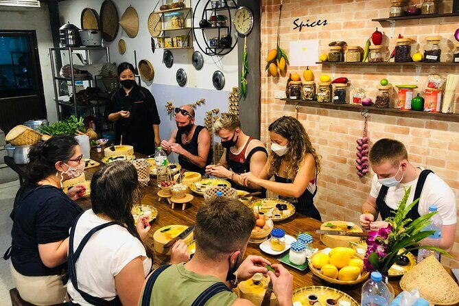 Thai cooking class experience in Bangkok with Tingly Thai cooking school - Key Points