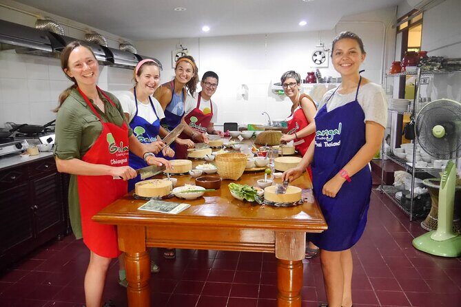Thai Cooking Class with Local Market Tour in Chiang Mai - What Travelers Are Saying