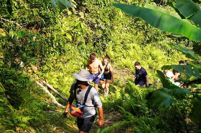 Tham Phay cave expedition & Jungle trekking 4 days 3 nights - Starting Off: Hanoi to Ba Be National Park