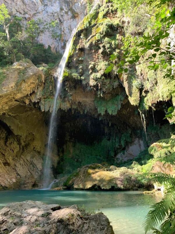 The 7 Abseils of Chipitín: Extreme Adventure in the Sierra - An In-Depth Look at the Experience
